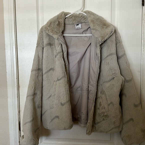 Jackets & Coats | Nike Sherpa Snow Jacket | Poshmark